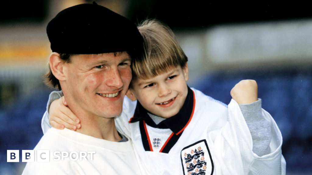 FA Cup: Teddy Sheringham's son, John Terry's shirt & David Beckham ...