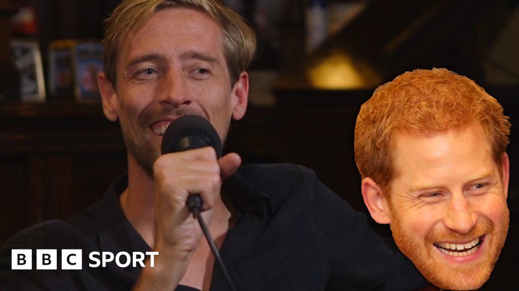 That Peter Crouch Podcast: 10 things you may not know about Peter ...