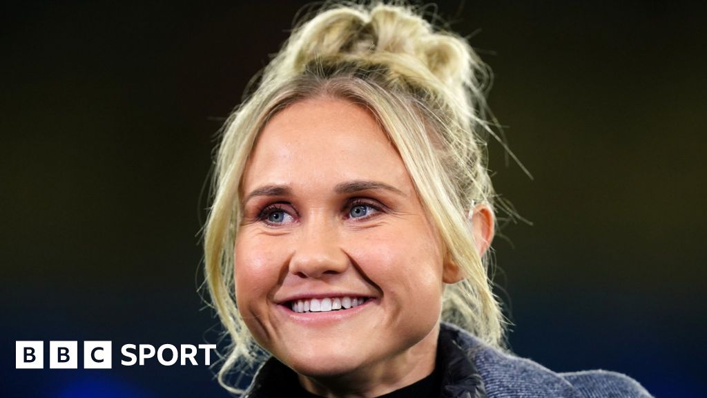 Izzy Christiansen: Ex-England midfielder to run London Marathon in ...