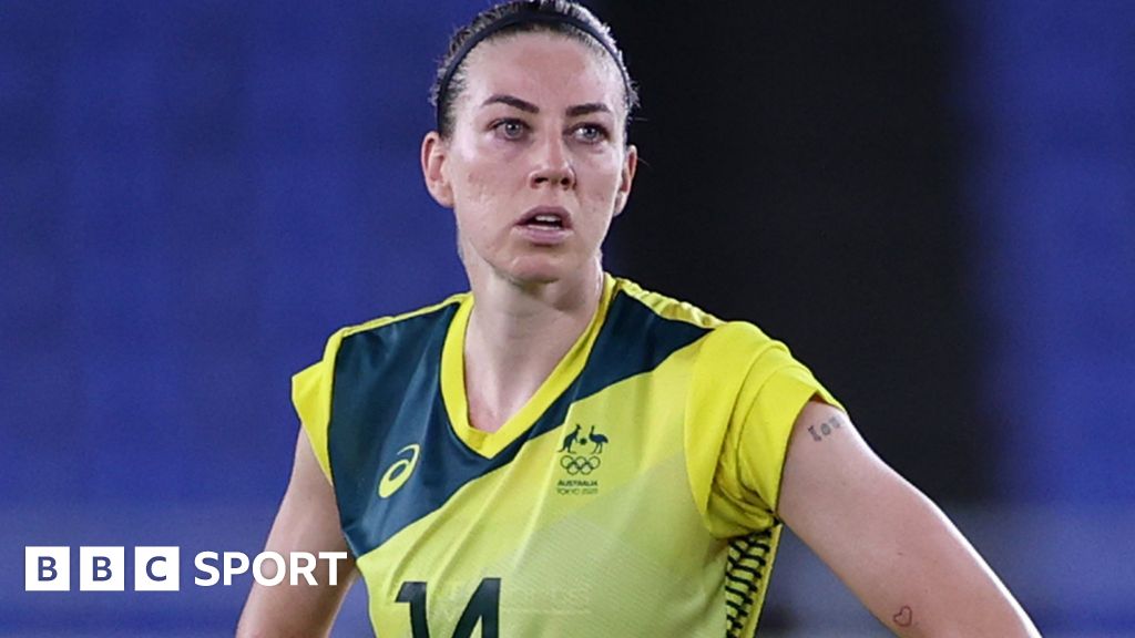 Alanna Kennedy: Manchester City Women sign Australia defender - BBC Sport