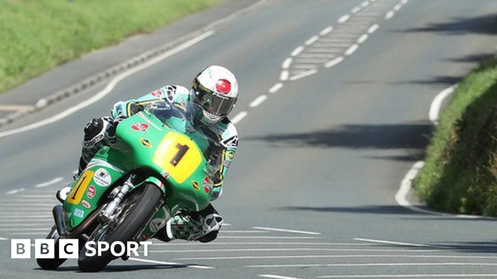 Classic TT: John McGuinness to lead the way in Senior race - BBC Sport