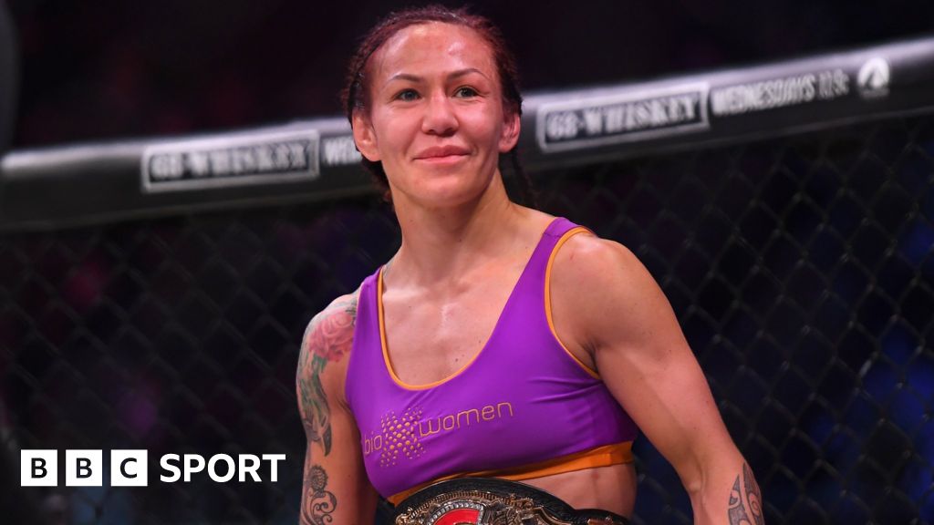 Cris Cyborg: Bellator featherweight champion plots boxing bout - BBC Sport
