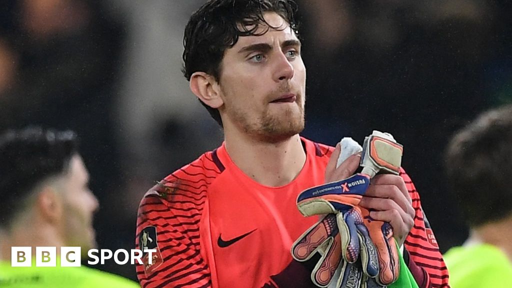 Portsmouth: Goalkeeper Luke McGee joins League One club from Tottenham ...