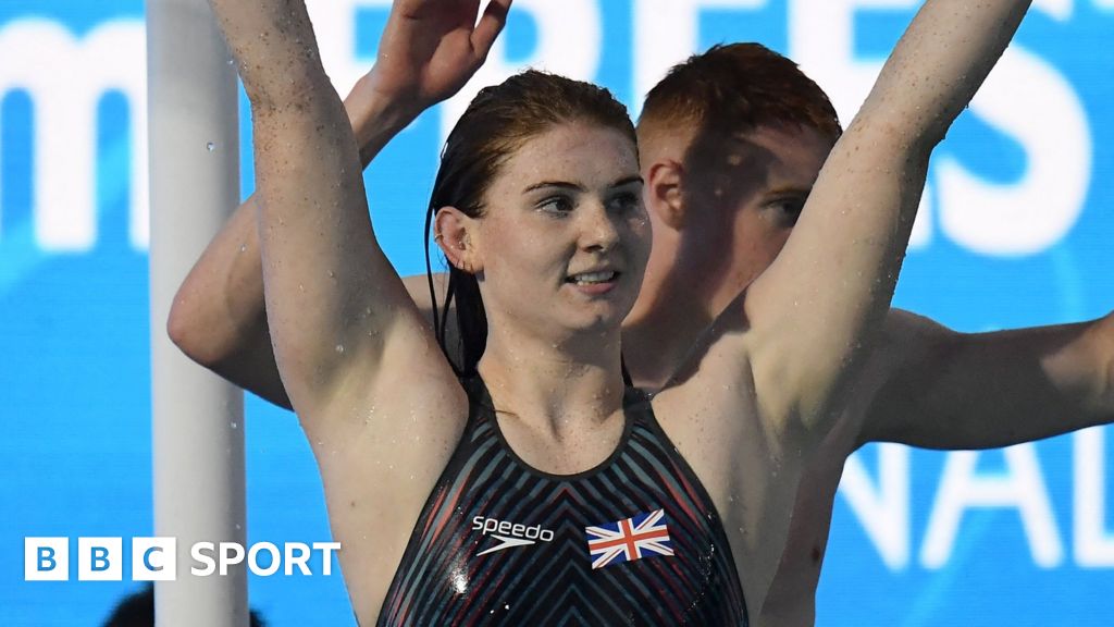 European Aquatics Championships: Great Britain win relay gold as ...