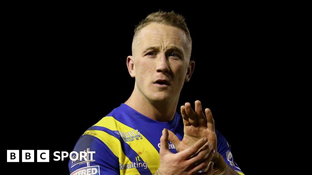 Jason Clark: Australian forward extends contract with Warrington - BBC ...