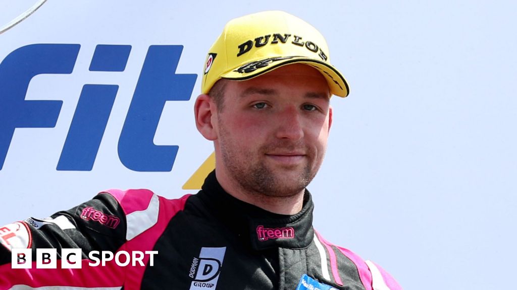 Chris Smiley secures return with Restart Racing - BBC Sport