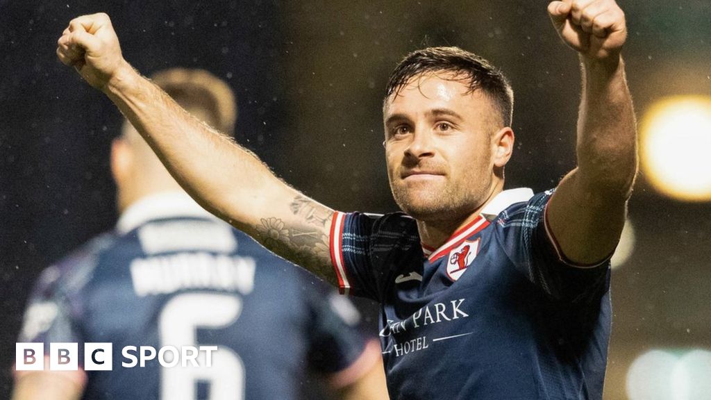 Ayr United 1-2 Raith Rovers: Murray's men stay a point behind leaders ...