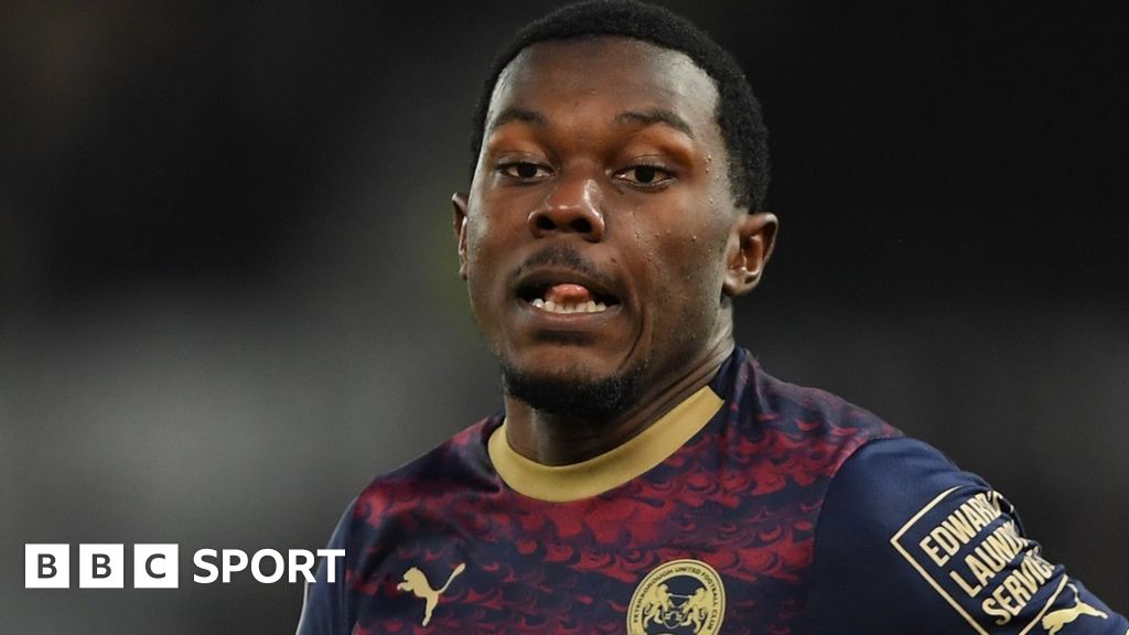 Charlton Athletic 1-2 Peterborough United: Mason-Clark double puts Posh ...