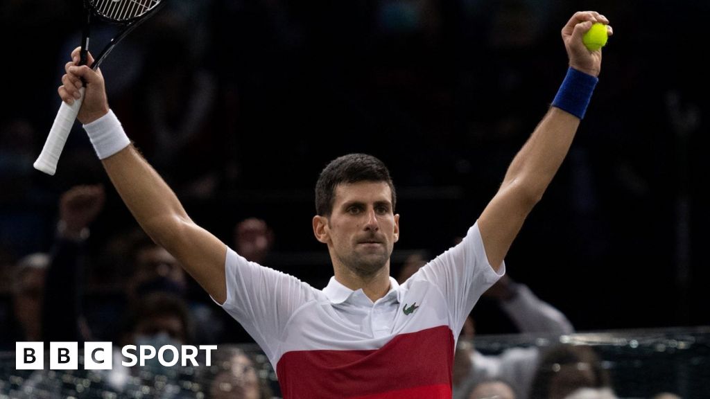 Paris Masters: Novak Djokovic wins a record sixth title - BBC Sport