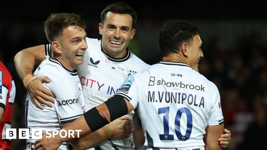 Premiership: Gloucester 3-24 Saracens - Tom Willis tries lead Sarries ...