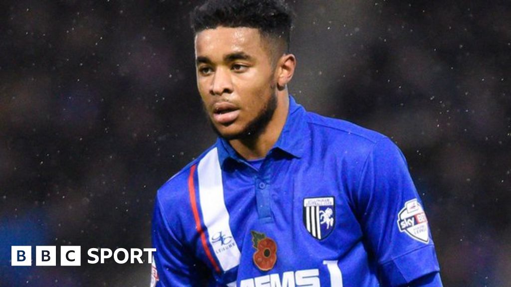 Dominic Samuel: Gillingham extend Reading striker's loan deal - BBC Sport