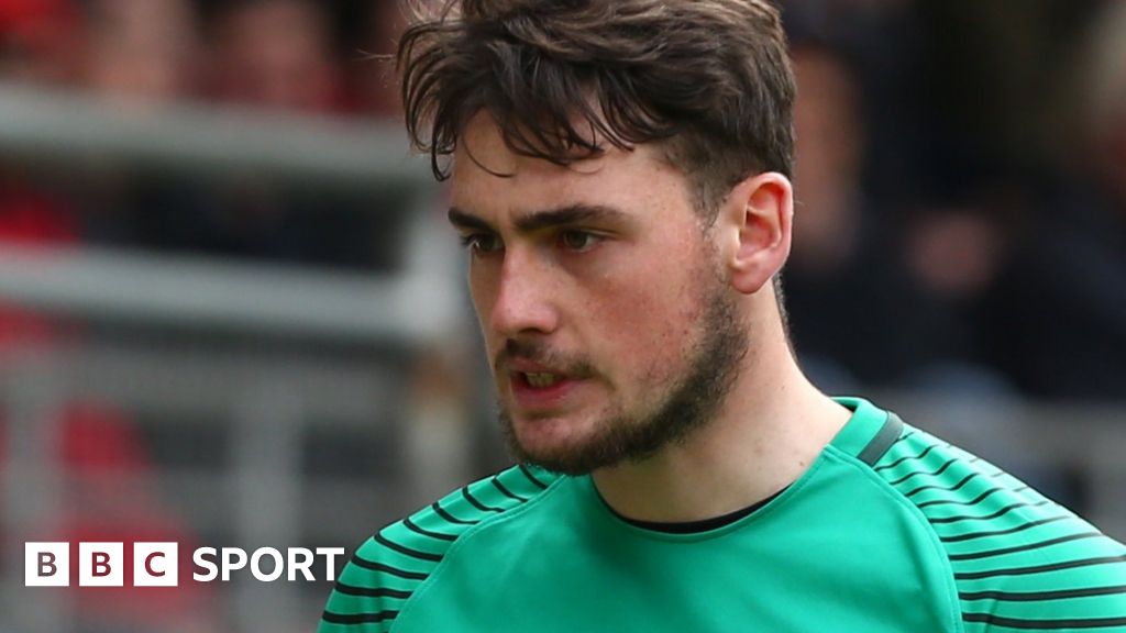 Sam Sargeant: Leyton Orient goalkeeper signs new two-year contract ...