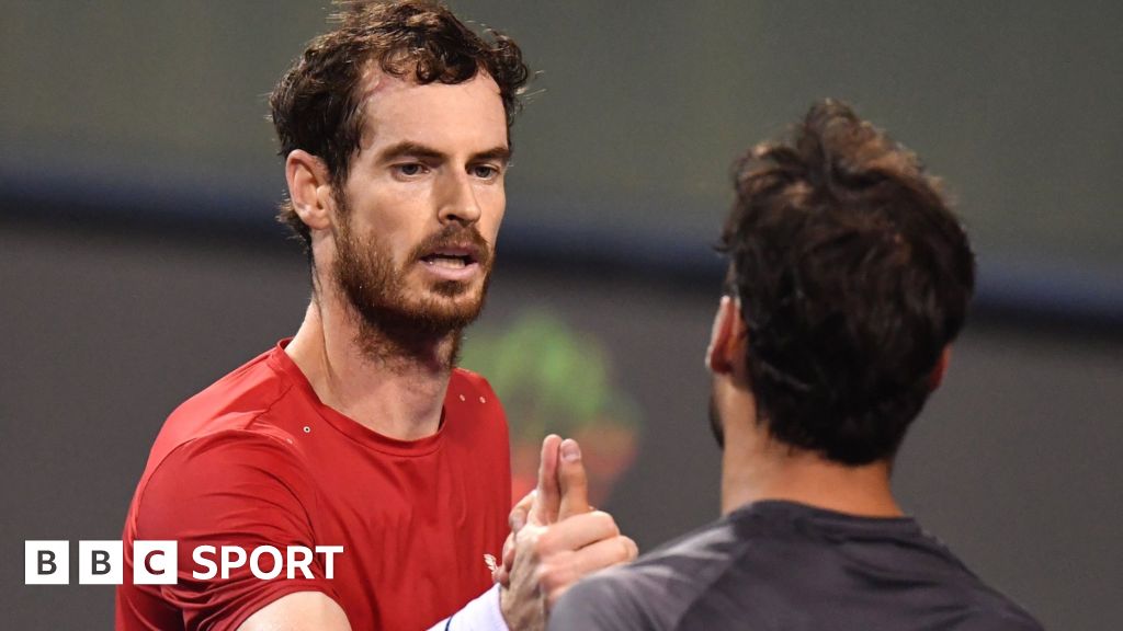 Shanghai Masters: Andy Murray pushes Fabio Fognini before losing tetchy battle - BBC Sport