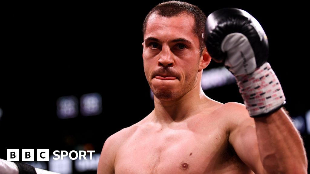 Scott Quigg: Former WBA super-bantamweight champion retires - BBC Sport