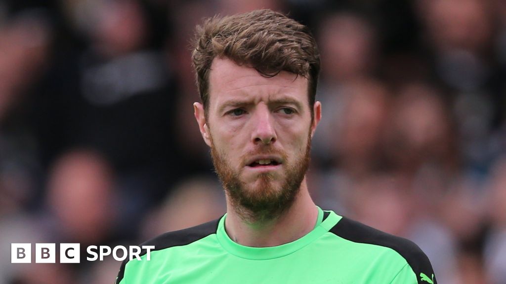 Carlisle United: League Two club re-sign goalkeeper Adam Collin - BBC Sport