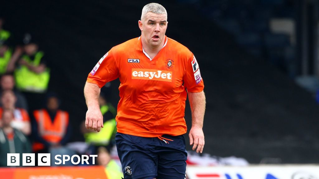 Steve McNulty: Tranmere Rovers sign Luton Town defender on loan - BBC Sport