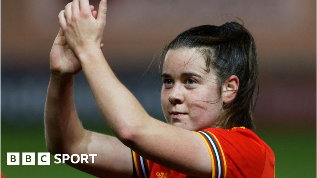 Esther Morgan: Wales defender Morgan joins Hearts after Tottenham exit ...
