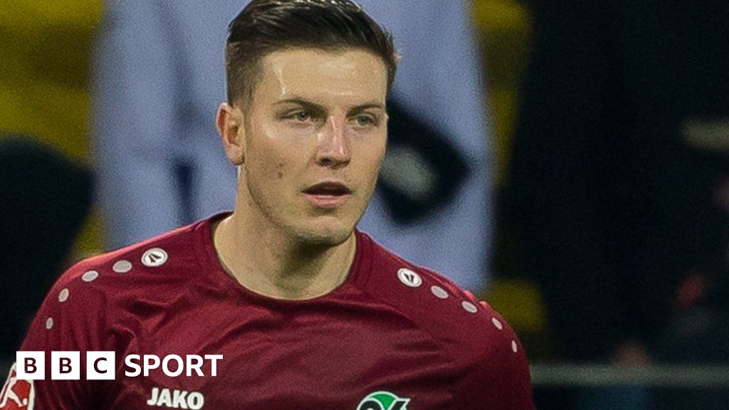Kevin Wimmer: Stoke City centre-back joins Rapid Vienna - BBC Sport