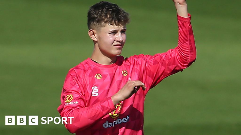Archie Lenham: Teenage Sussex spinner signs first professional contract ...
