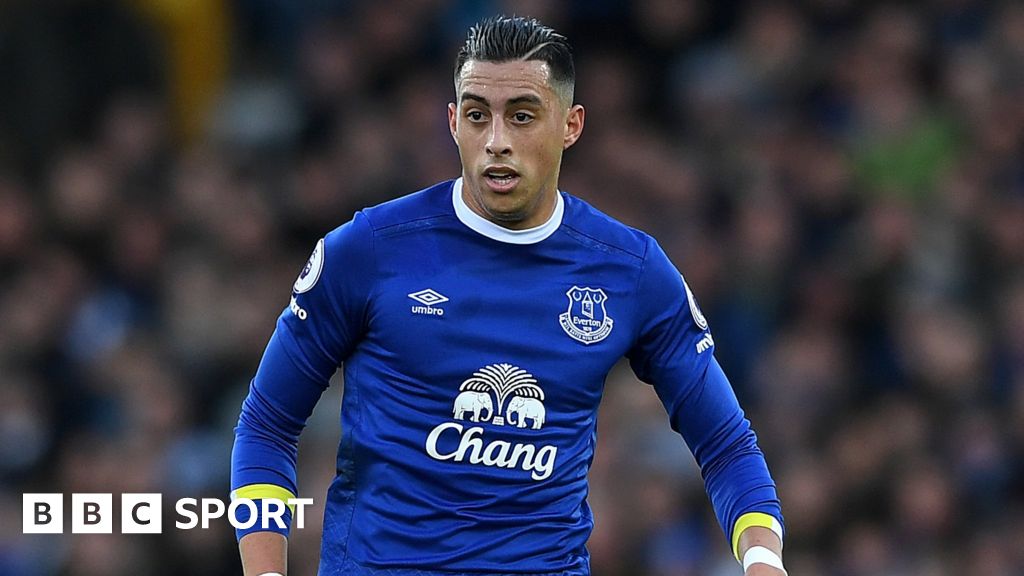 Everton: Ramiro Funes Mori faces spell out after knee injury - BBC Sport