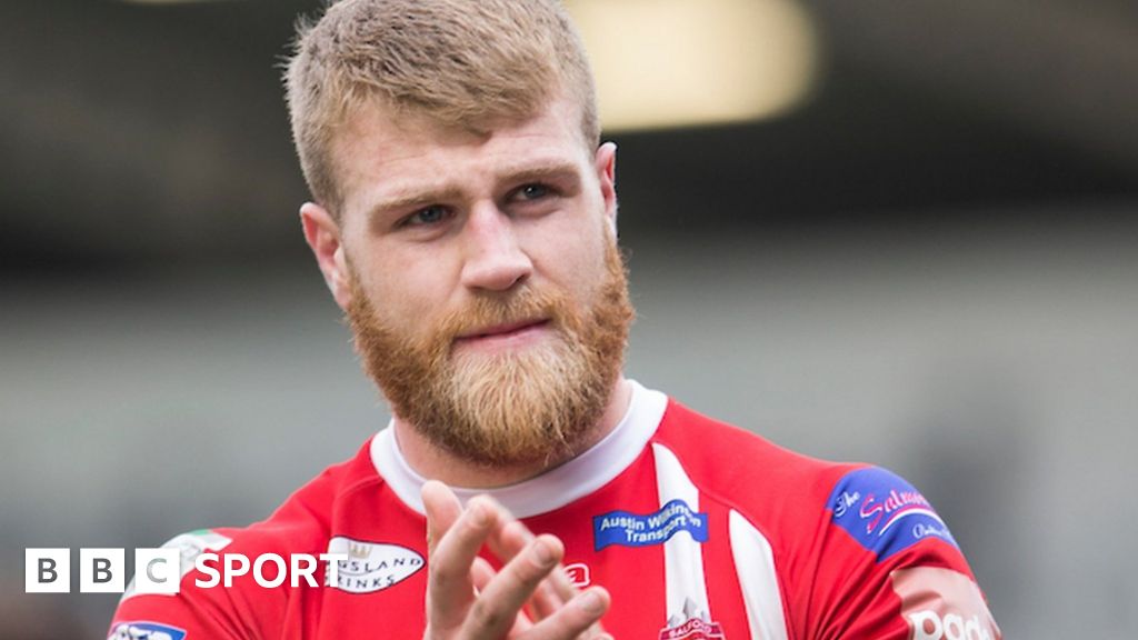 Daniel Murray and Ryan Lannon: Salford Red Devils and Hull KR in swap ...