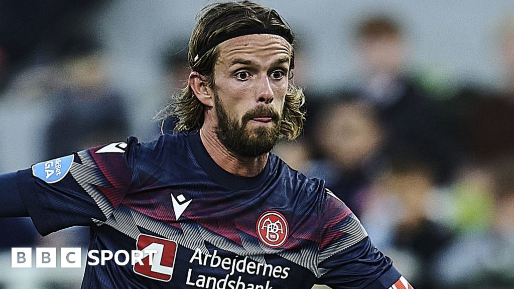 Lucas Andersen: QPR sign Denmark midfielder on free transfer - BBC Sport