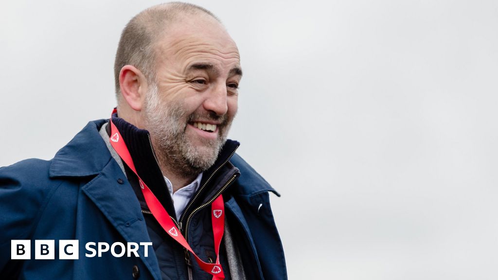 Cymru Premier: Christian Edwards re-appointed Cardiff Met manager - BBC ...