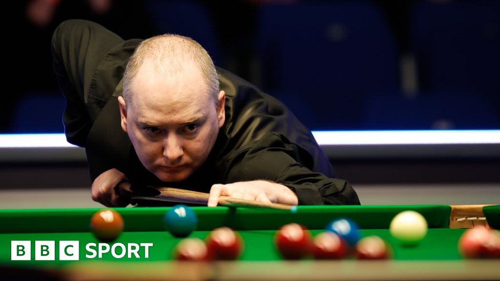 World Snooker Championship: Graeme Dott beats Andy Hicks to reach ...