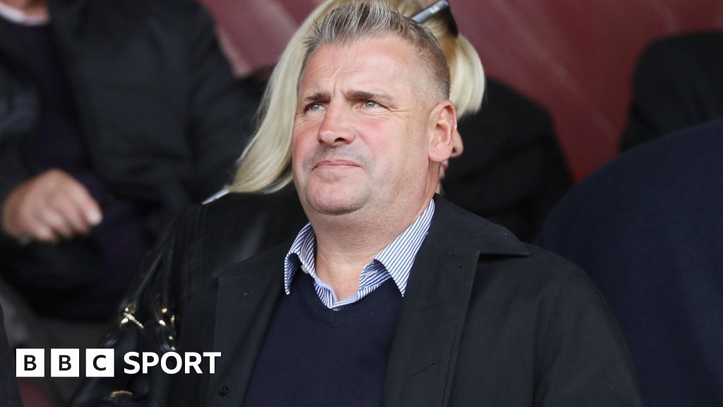 Andy Wilcox: Cheltenham Town chairman stands down - BBC Sport