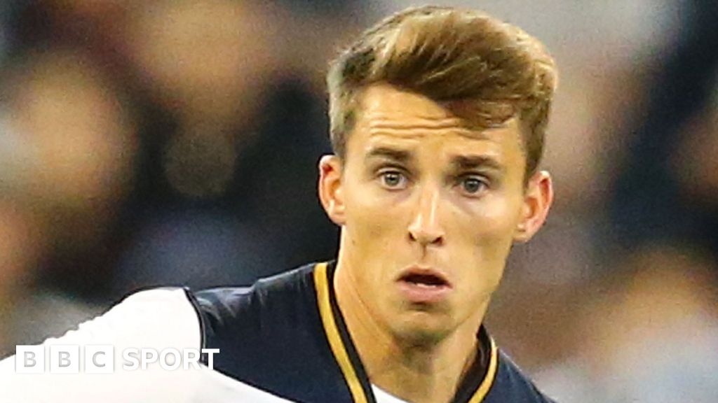 Tom Carroll: Swansea City sign midfielder from Tottenham Hotspur - BBC ...