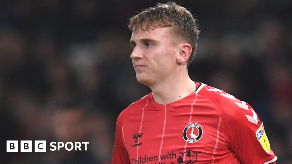 Alfie Doughty: Charlton Athletic extend midfielder's contract until ...