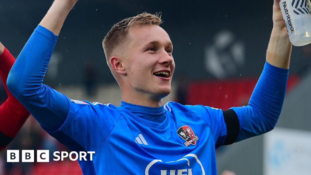 Viljami Sinisalo: Aston Villa and Finland goalkeeper relishing loan ...