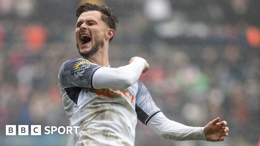 Liam Cullen: Wales forward hopes to agree new Swansea City deal after ...