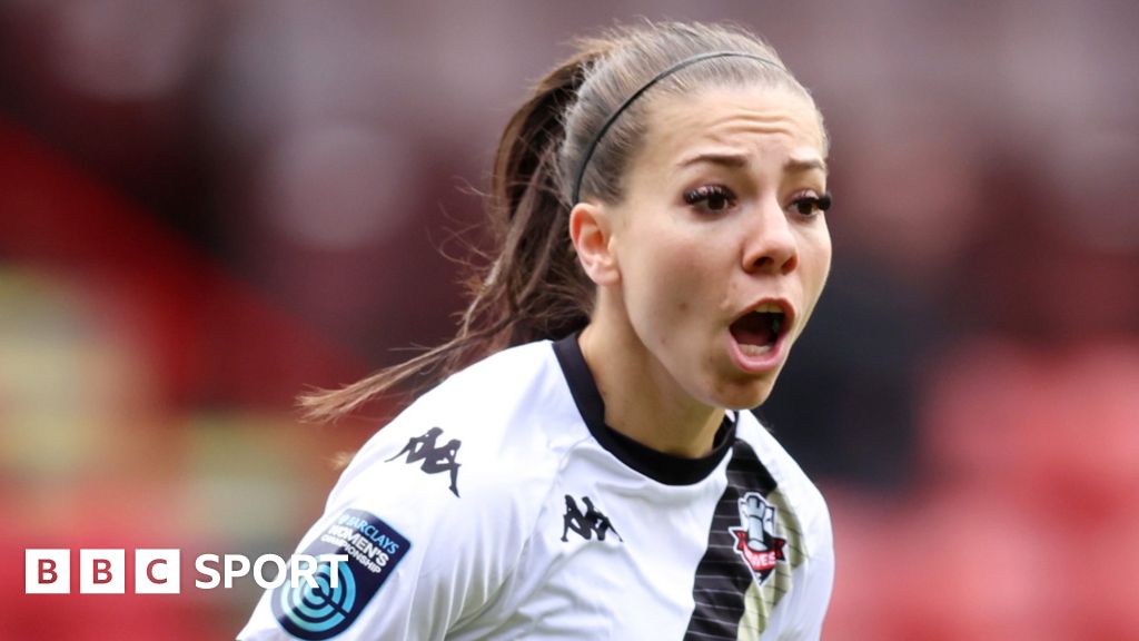 Ellie Mason: Northern Ireland international signs for Birmingham City ...