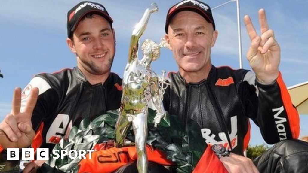 Isle of Man TT: Dave Molyneux and Dan Sayle to reunite - BBC Sport