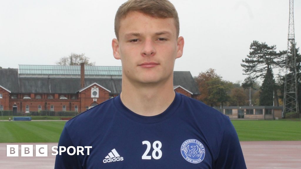 Bristol City youngster Cameron Pring joins Aldershot Town on loan - BBC ...