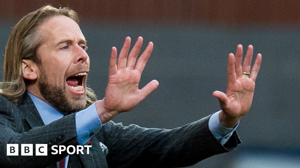 Hearts 'must consider' MacPhee, says club great Gary Mackay - BBC Sport