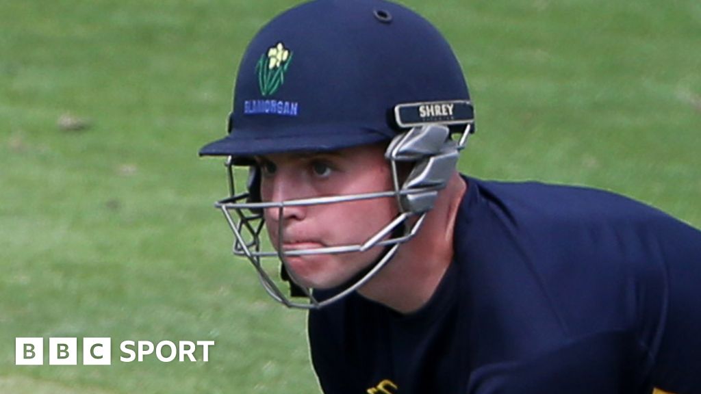 Glamorgan Cricket: County hand 16-year-old keeper Alex Horton long-term ...