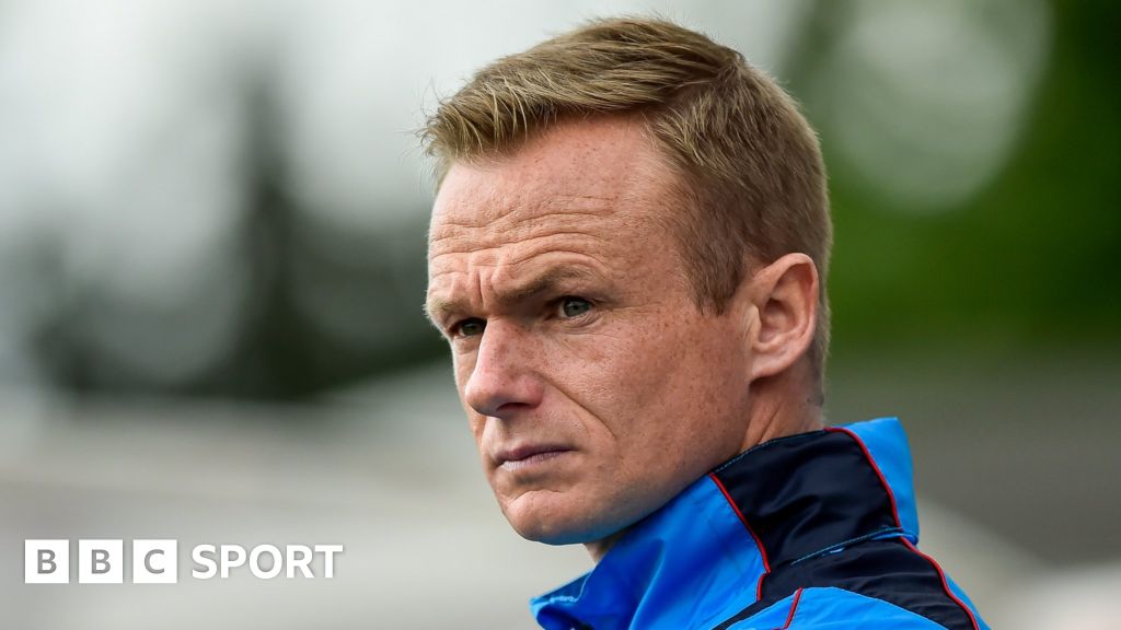 Dean Keates: Manager will learn from Wrexham's season - BBC Sport