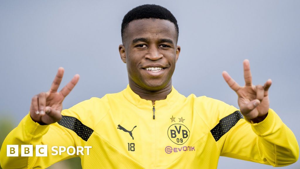 Youssoufa Moukoko extends Borussia Dortmund deal until 2026 - BBC Sport