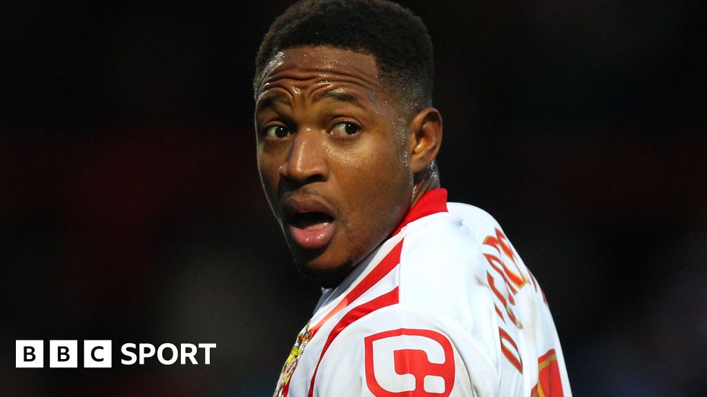 Stevenage bring in Aaron O'Connor, Pat Hoban and Ryan Hedges - BBC Sport