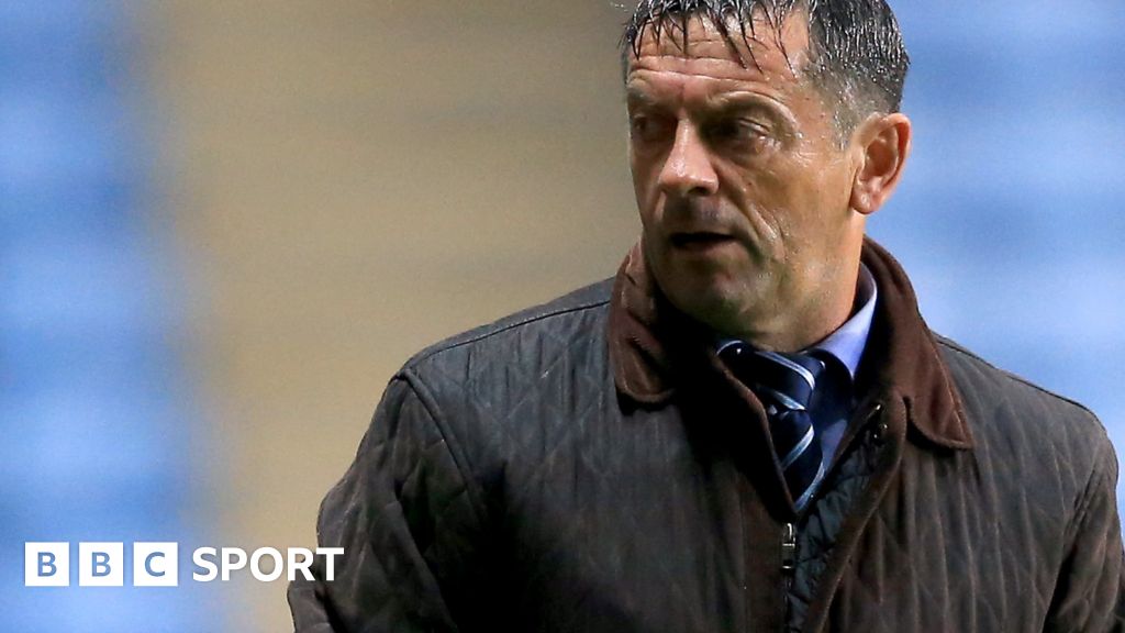 Phil Brown: Southend United close to first victory, says manager - BBC ...