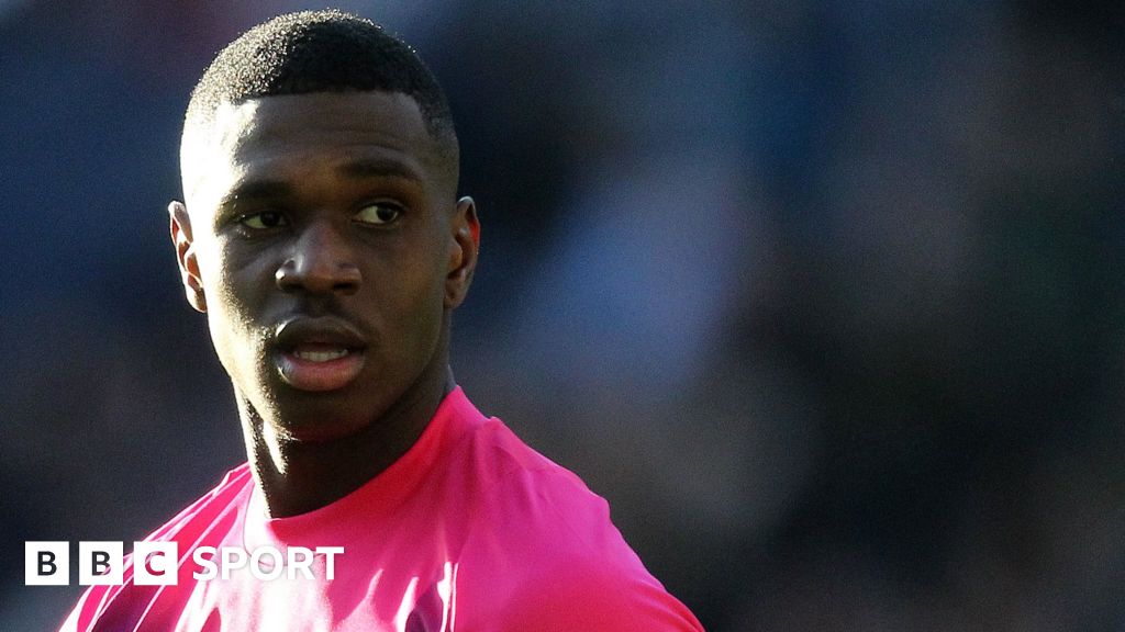 Dundee United: Loick Ayina signs from Huddersfield Town & club claim ...