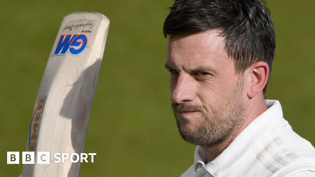 County Championship: Nottinghamshire's Steven Mullaney hits career best ...