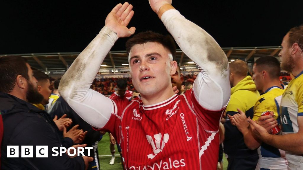 Scarlets: Centres Joe Roberts, Ioan Nicholas and Eddie James sign new ...