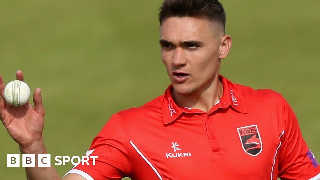 Gavin Griffiths: Leicestershire seamer agrees new deal until 2020 - BBC ...