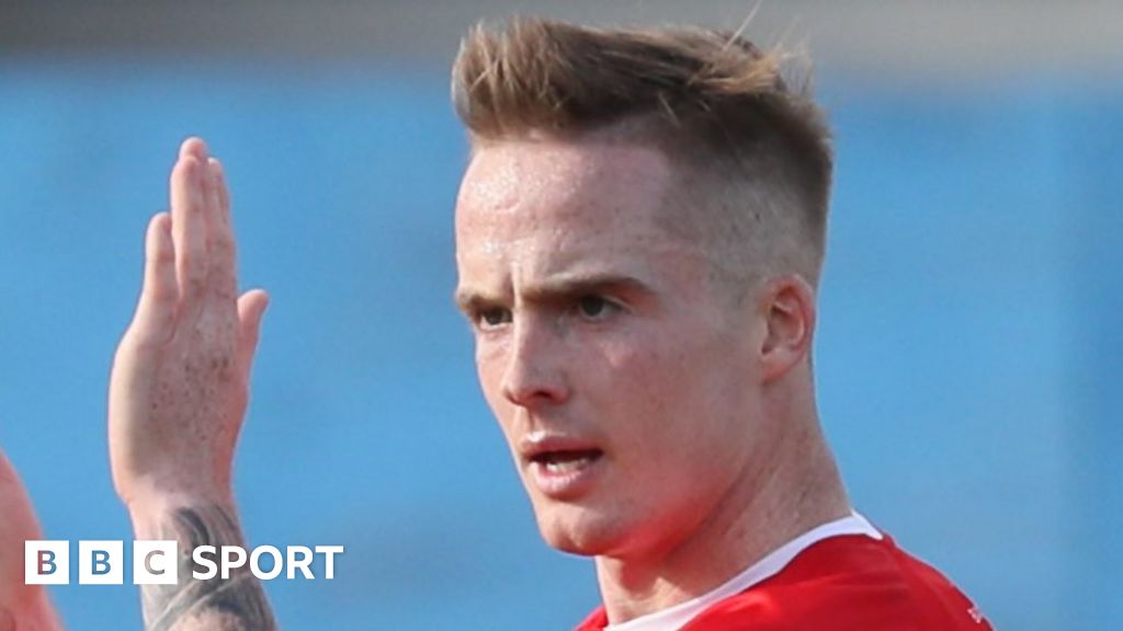 Aaron Burns joins Portadown after Sky Blues departure - BBC Sport