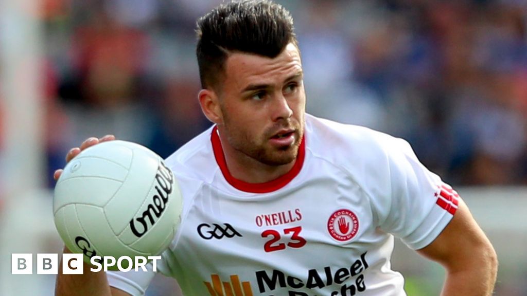 Darren McCurry quits Red Hands squad for rest of season - BBC Sport