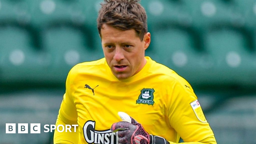 Luke McCormick: Plymouth Argyle goalkeeper offered 'alternative role ...