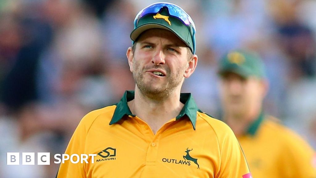 Harry Gurney: Nottinghamshire and former England seamer retires - BBC Sport